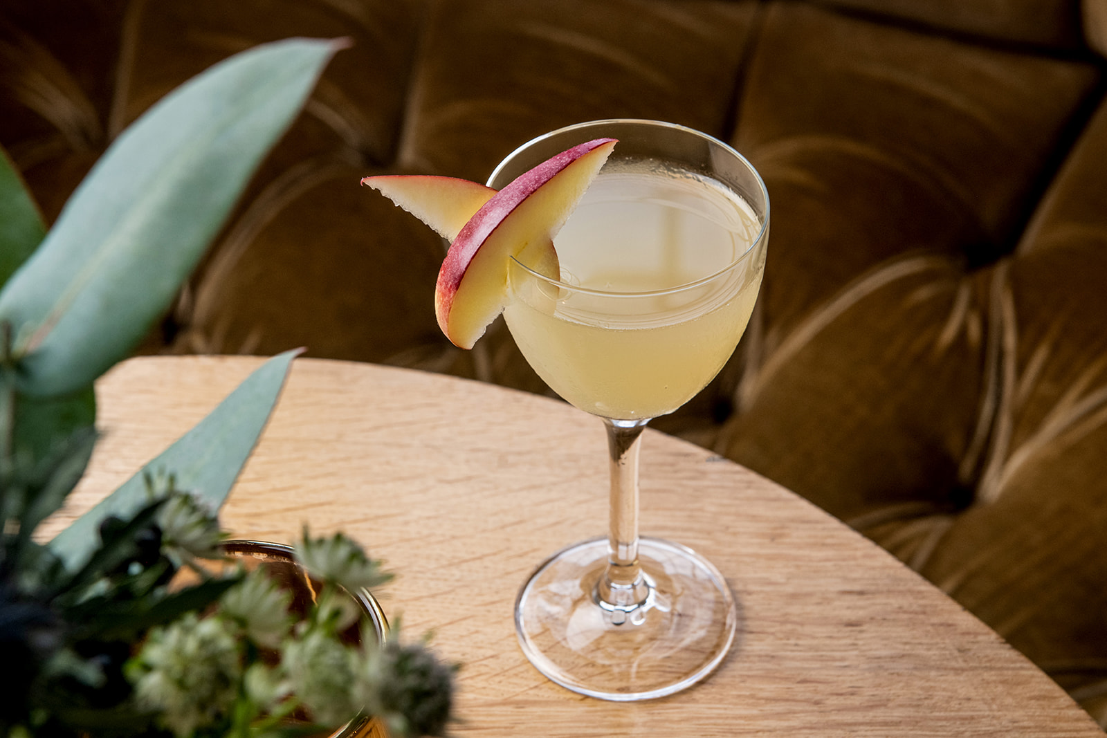 Modern british restaurant on thames - Swan London Bar & Restaurant
